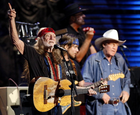 __COUNT__ Usa Music Farm Aid Concert - Oct 2009 Stock Pictures ...