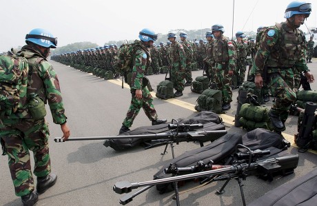 Indonesian Soldiers Prepare Their Rifles They Editorial Stock Photo ...