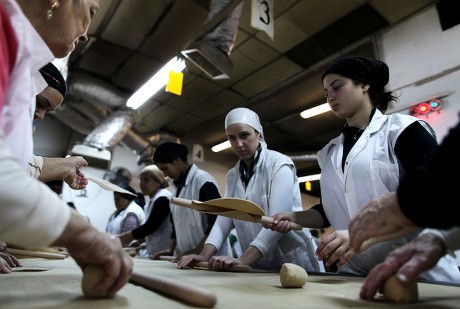 Ultraorthodox Jewish Women Use Wooden Rollers Editorial Stock Photo ...
