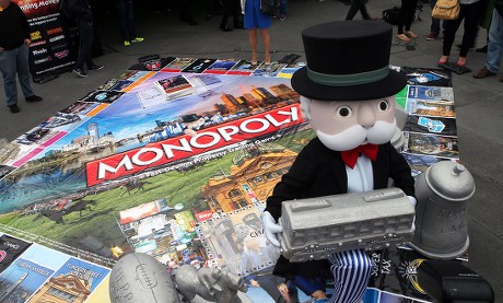 Mr Monopoly Melbourne Mayor Robert Doyle Editorial Stock Photo - Stock ...