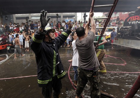 Filipino Residents Help Firemen Put Out Editorial Stock Photo - Stock ...