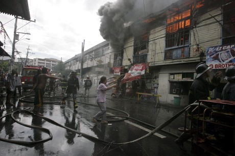 Filipino Resident Cries Help Firefighters Put Editorial Stock Photo ...