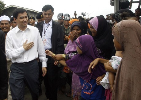 Thai Prime Minister Abhisit Vejjajiva L Editorial Stock Photo - Stock ...