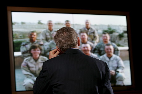 Us President George W Bush Talks Editorial Stock Photo - Stock Image ...