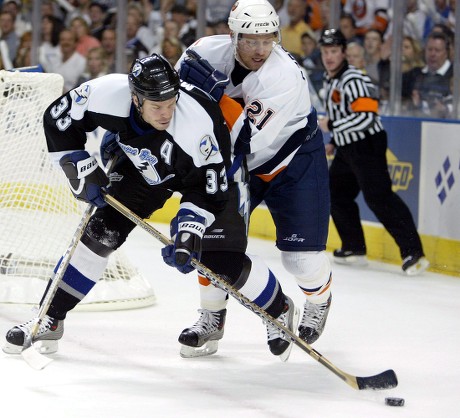 __COUNT__ Usa Nhl Playoffs Islanders - Lightning - Apr 2004 Stock ...