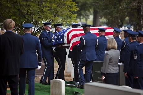 __COUNT__ Usa Senator Stevens Funeral - Sep 2010 Stock Pictures ...