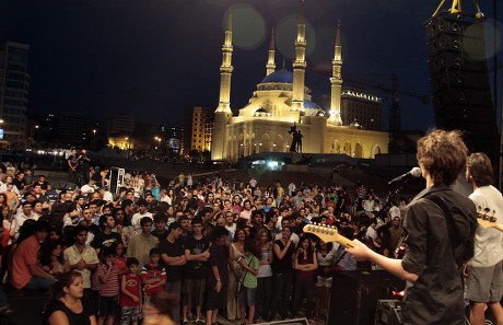 Lebanon Music - Jun 2009 Stock Pictures, Editorial Images and Stock ...