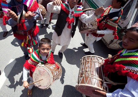 Nepalese Indigenous People Wearing Traditional Costumes Editorial Stock ...