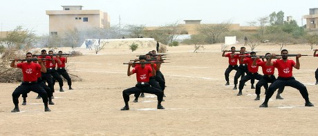 Pakistani Security Personnel Perform Counterterorrism Operations ...