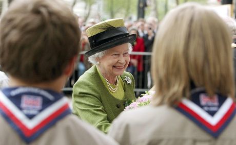 Queen Elizabeth Ii Greets Members Scout Editorial Stock Photo - Stock ...