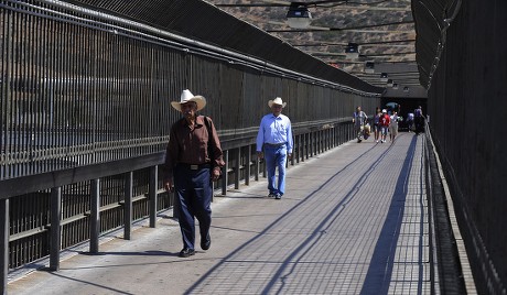 Visitors Mexico Walk Along Elevated Walkway Editorial Stock Photo ...