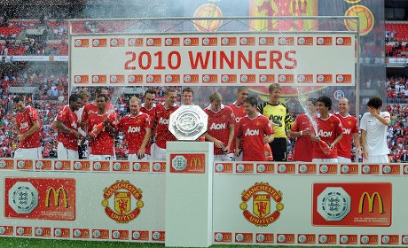 Manchester United Celebrate Winning Community Shield Editorial Stock ...