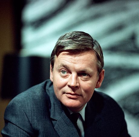 80 Jack watling Stock Pictures, Editorial Images and Stock Photos ...