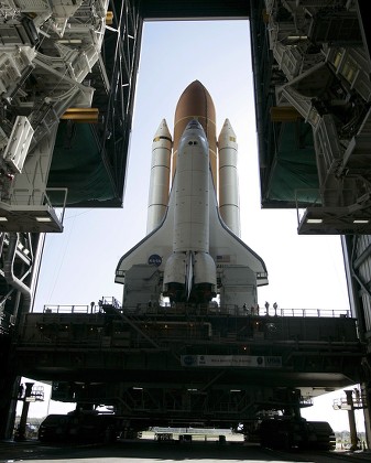 Space Shuttle Atlantis Sts125 Leaving Vehicle Editorial Stock Photo ...