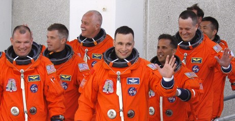 Space Shuttle Discovery Crew On Mission Editorial Stock Photo - Stock ...