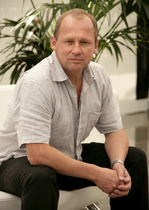 British Actor Peter Firth Poses Photographers Editorial Stock Photo ...