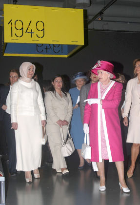 Queen Elizabeth Ii Hayrunnisa Gul Editorial Stock Photo - Stock Image ...