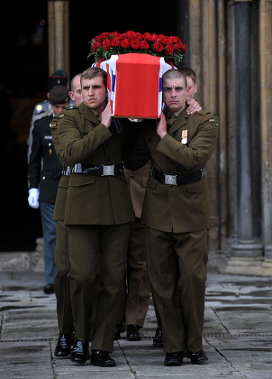 British Soldiers Rifles Carry Coffin Britains Editorial Stock Photo ...