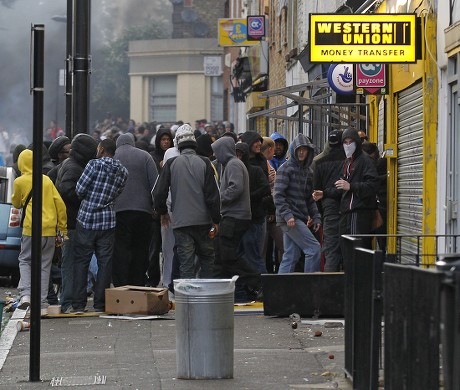 250 Lewisham riots Stock Pictures, Editorial Images and Stock Photos ...