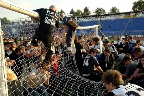 Belgrade Yugoslavia Fans Partizan Belgrade Take Editorial Stock Photo ...