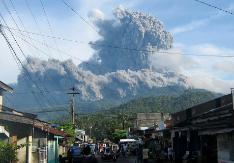 Filipino Villagers View Mount Bulusan Spewing Editorial Stock Photo ...