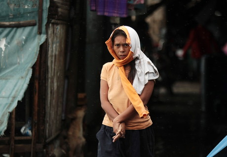 Filipino Resident Seen Shanty Town Manila Editorial Stock Photo - Stock ...