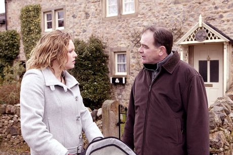Emmerdale Tv Julia Mallam Billy Hartman Editorial Stock Photo - Stock ...