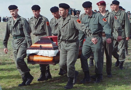 Kraljica Kosovo Yugoslavia Comrades Kosovo Protection Editorial Stock ...