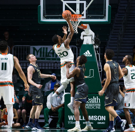 __COUNT__ imágenes de NCAA Basketball George Washington vs Miami, Coral ...