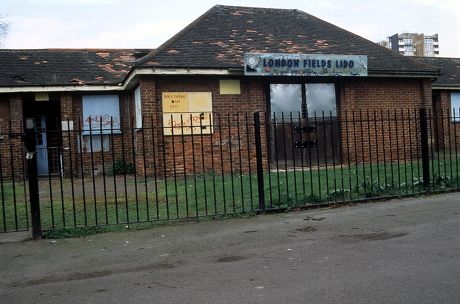 London Fields Lido Swimming Pool Hackney Editorial Stock Photo - Stock ...