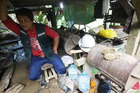 Filipino Rescuer Rests Abandoned Mining Shed Editorial Stock Photo ...