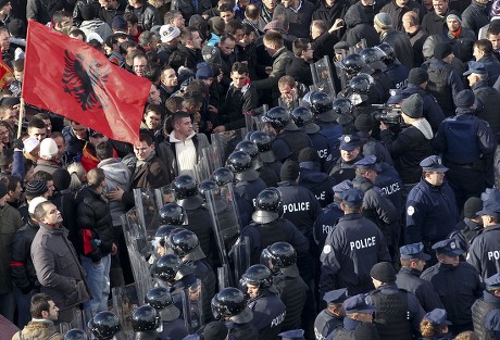 Hundreds Supporters Selfdetermination Vetvendosje Movement Face ...