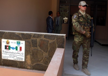Italian Soldiers Natoled International Security Assistance Editorial ...