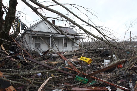 Tornado Debris Surrounds Home Henryville Indiana Editorial Stock Photo ...