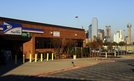 Dallas Skyline Can Be Seen Past Editorial Stock Photo - Stock Image ...