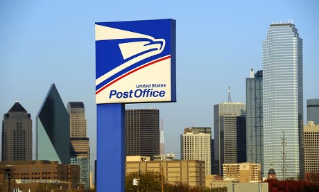 Dallas Skyline Can Be Seen Behind Editorial Stock Photo - Stock Image ...