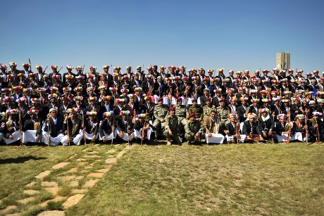 Yemeni Grooms Republican Guard Forces Wearing Editorial Stock Photo ...