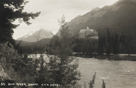 Canadian Pacific Railways Banff Springs Hotel Editorial Stock Photo ...