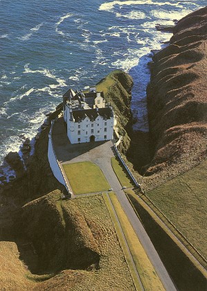 Dunbeath Castle Caithness Scotland Circa 1970s Editorial Stock Photo ...