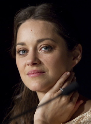 FRENCH ACTRESS MARION COTILLARD ATTENDS PRESS Editorial Stock Photo ...