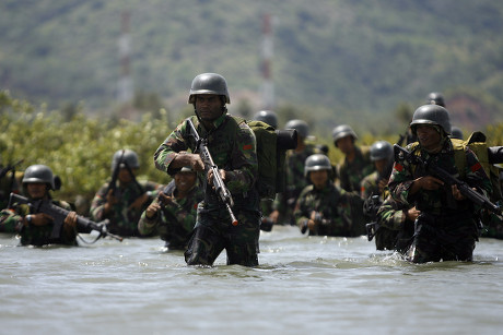 Indonesia National Army Soldiers Raiders Unit Editorial Stock Photo ...