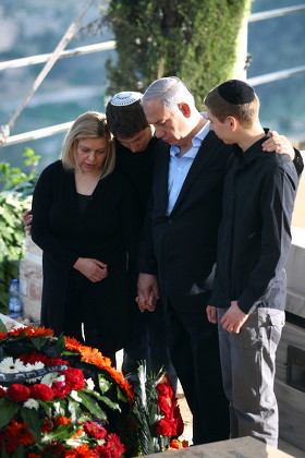 Israel Benzion Netanyahu Funeral - Apr 2012 Stock Pictures, Editorial ...