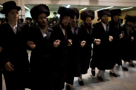 Ultraorthodox Men Dancing During Traditional Wedding Editorial Stock ...