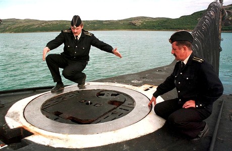45 Hatch of the submarine Stock Pictures, Editorial Images and Stock ...
