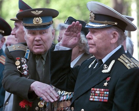 Moscow Russian Federation Wwii Veteran Salutes Editorial Stock Photo ...
