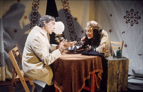 Larry Grayson Show Tv Larry Grayson Editorial Stock Photo - Stock Image ...