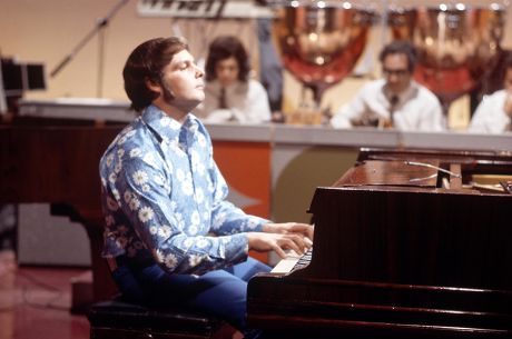 87 Tony hatch Stock Pictures, Editorial Images and Stock Photos ...