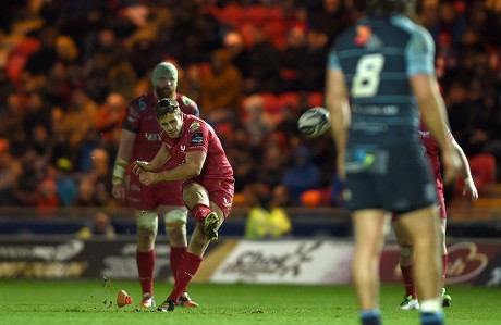 Aled Thomas Scarlets Kicks Goal Editorial Stock Photo - Stock Image ...
