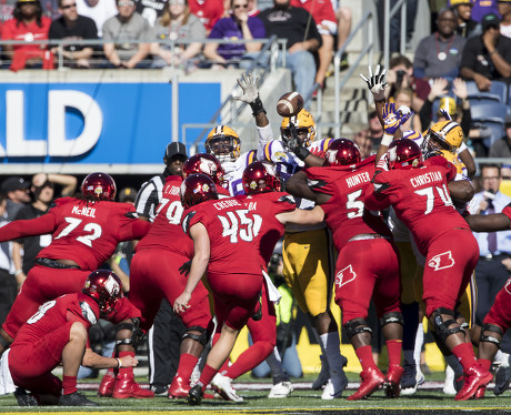 __COUNT__ NCAA Football 2016: Buffalo Wild Wings Bowl LSU vs Louisville ...
