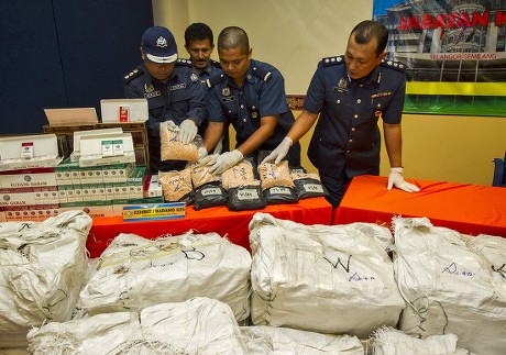 Malaysias Custom Officers Arrange Eramin5 Drugs Editorial Stock Photo ...